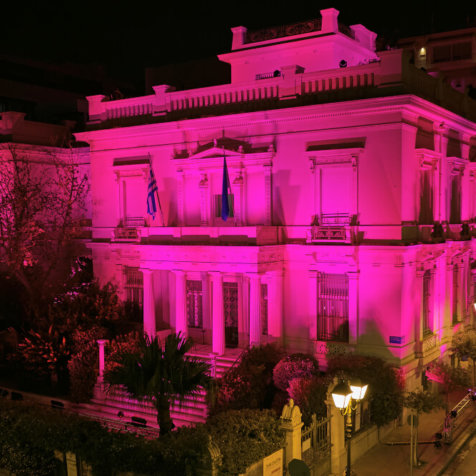 Η Estée Lauder φωταγώγησε το Μουσείο Μπενάκη - BeautyBlog.gr & more