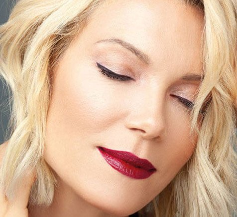 Δώρο! Κερδίστε 5 σετ μακιγιάζ Radiant Professional Look: “Burgundy ...